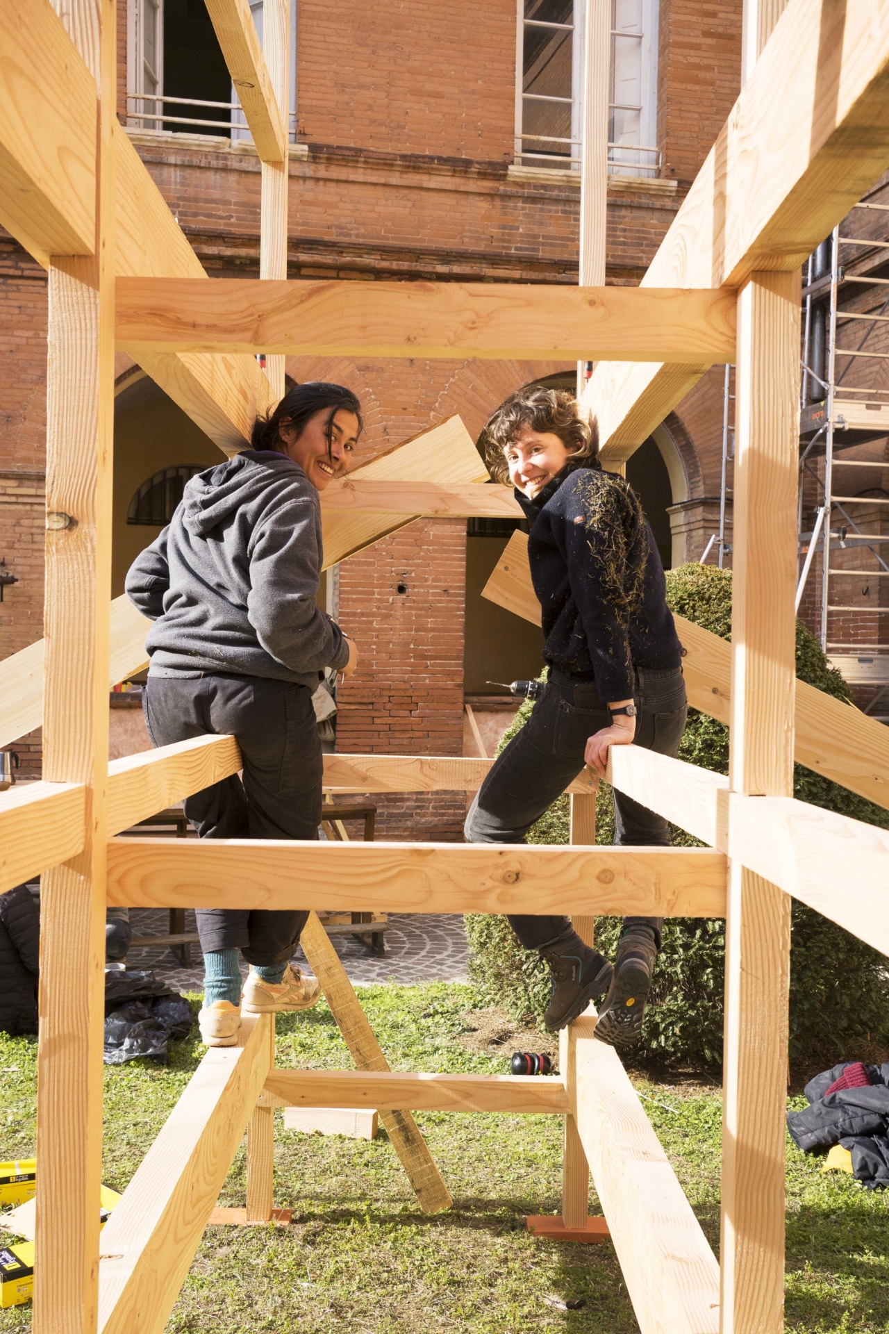 Jardin des herbes de Sainte-Monique - Constructlab - Transnational ...